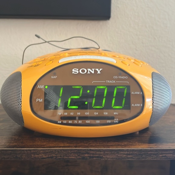 Sony | Other | Vintage Sony Psyc Dream Machine Radio Player | Poshmark